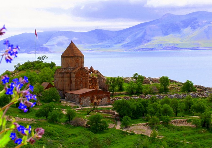 Akdamar Island, Van » Expat Guide Turkey
