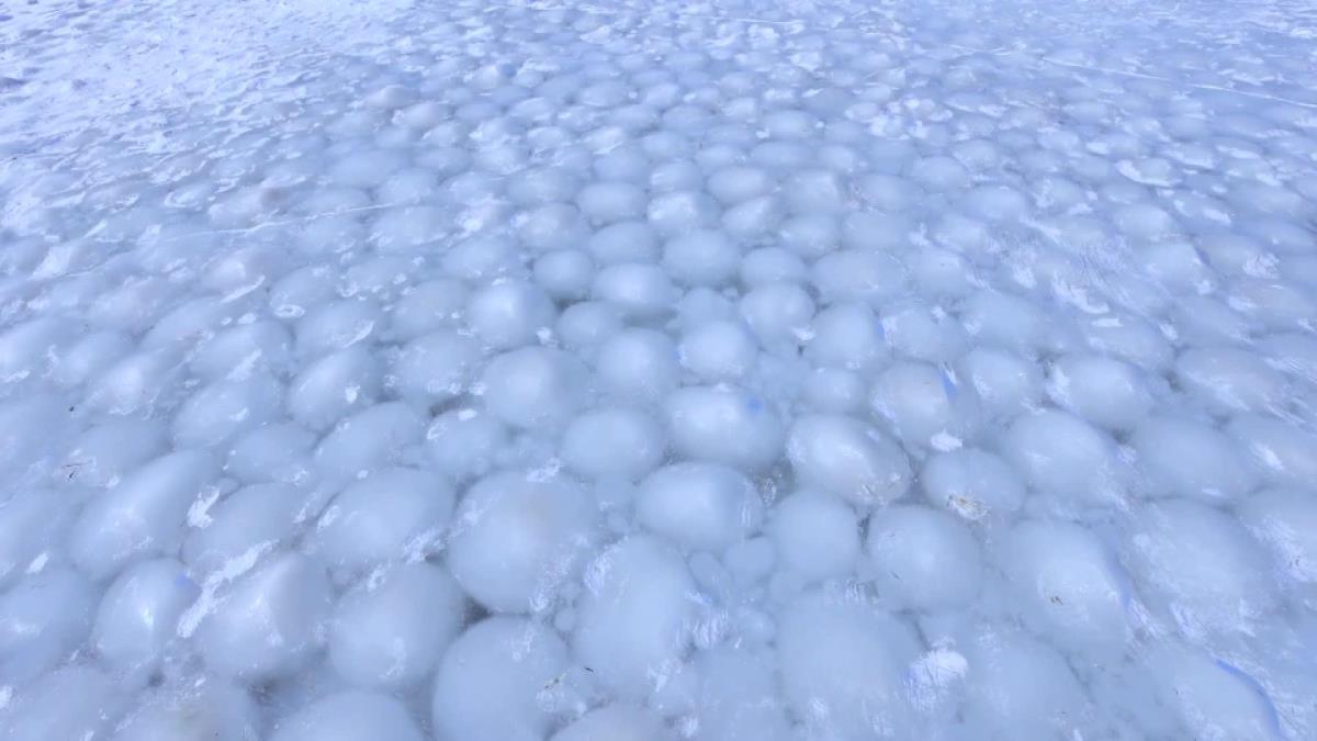 Ice Ball Theme Park Opens to Visitors in Northeast China